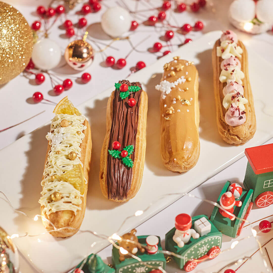 Eclair 4pcs (Christmas Series) - Delivery in KL - YuBake