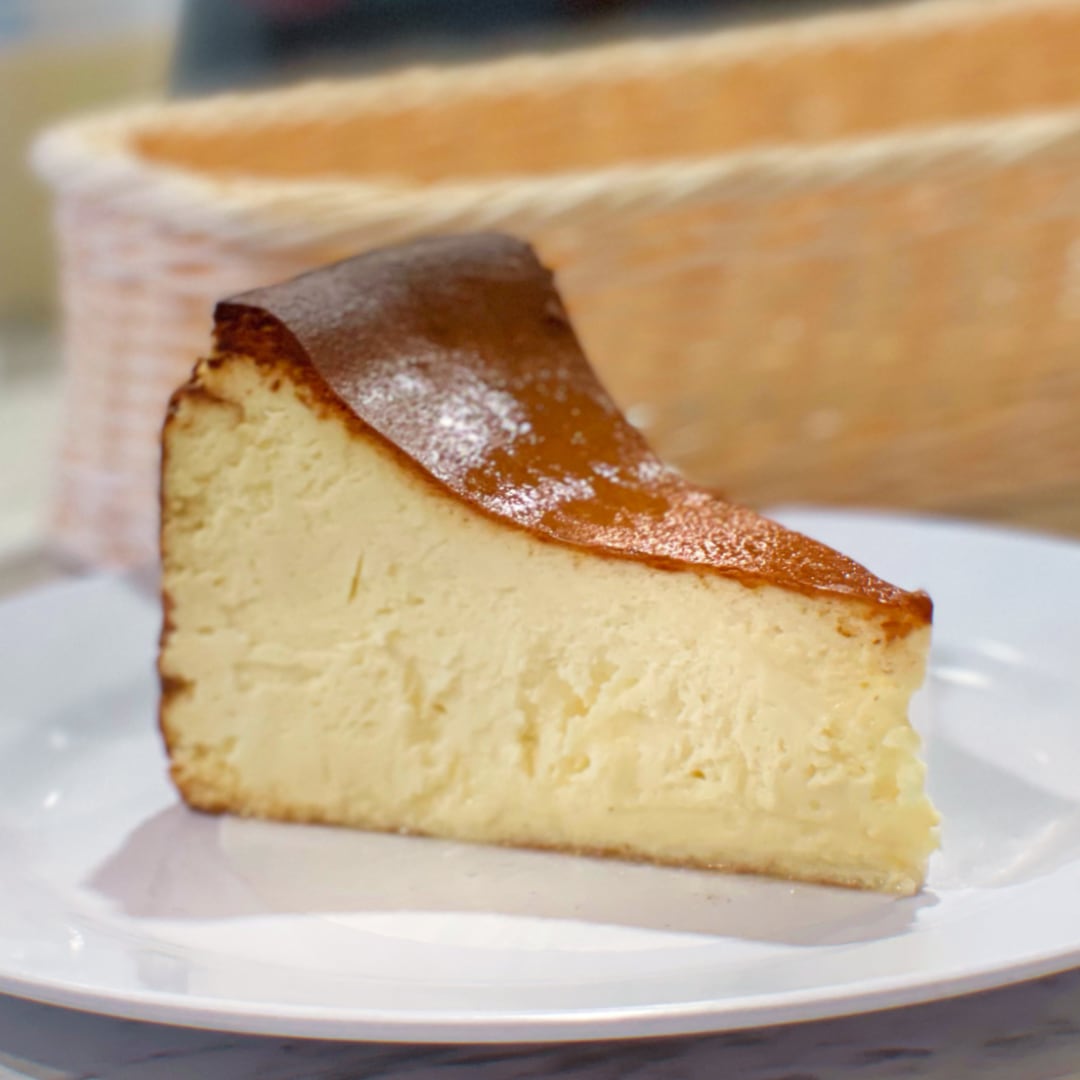Burnt Cheesecake (Slice) | Cake Delivery in KL - YuBake