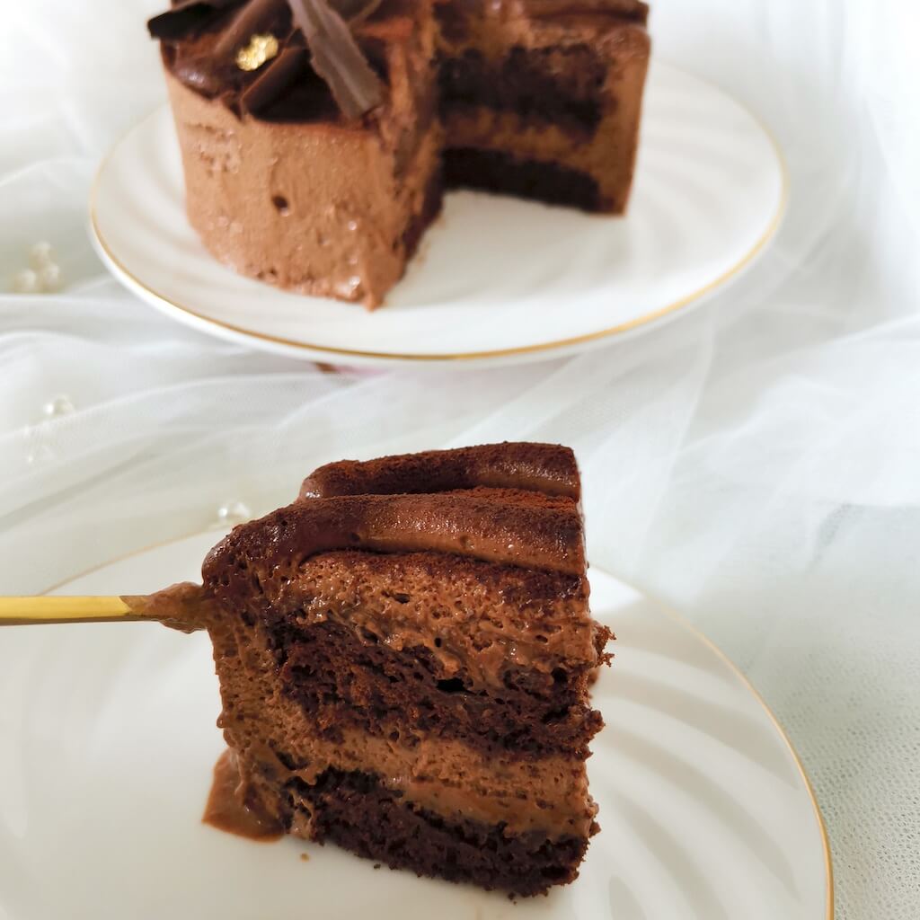 Mystery Dark Choco Cake | Cake Delivery in KL - YuBake