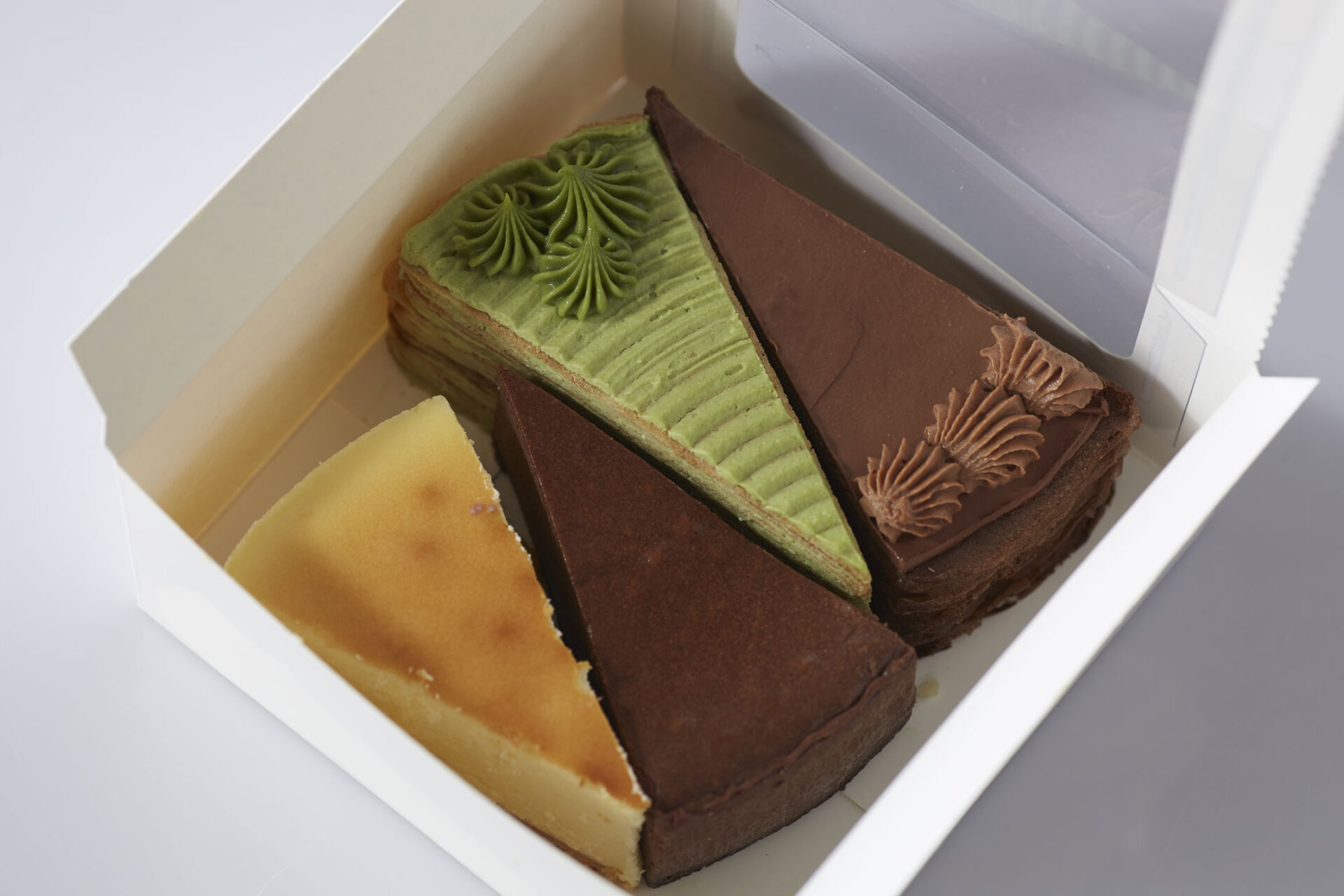 Happiness Gift Box | Slice Cake Delivery - YuBake