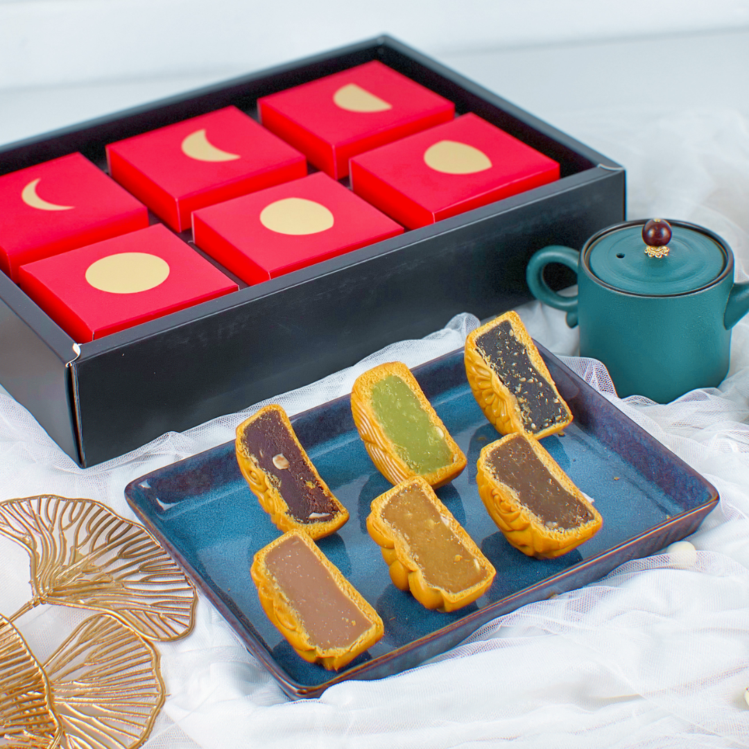 [6pcs] Golden Full Moon Rabbit Gift Set - Delivery in KL - YuBake