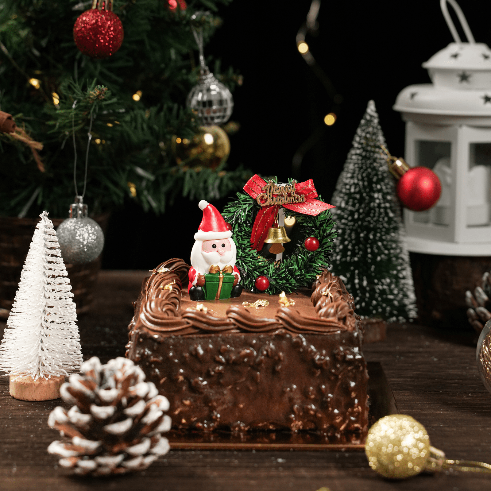 Magnum Premium Chocolate Cake - Christmas Cake Delivery - YuBake