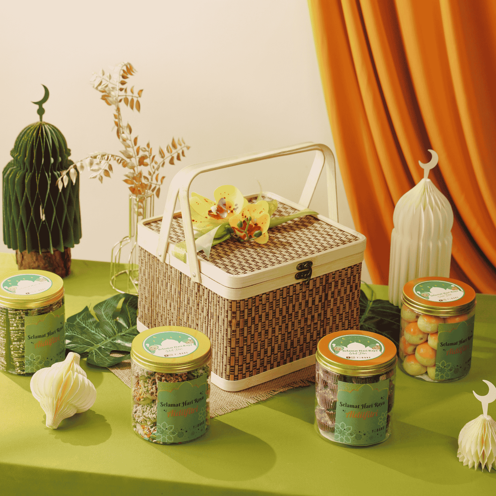 Gembira Raya Premium Basket Gift Set - Raya Festival - YuBake
