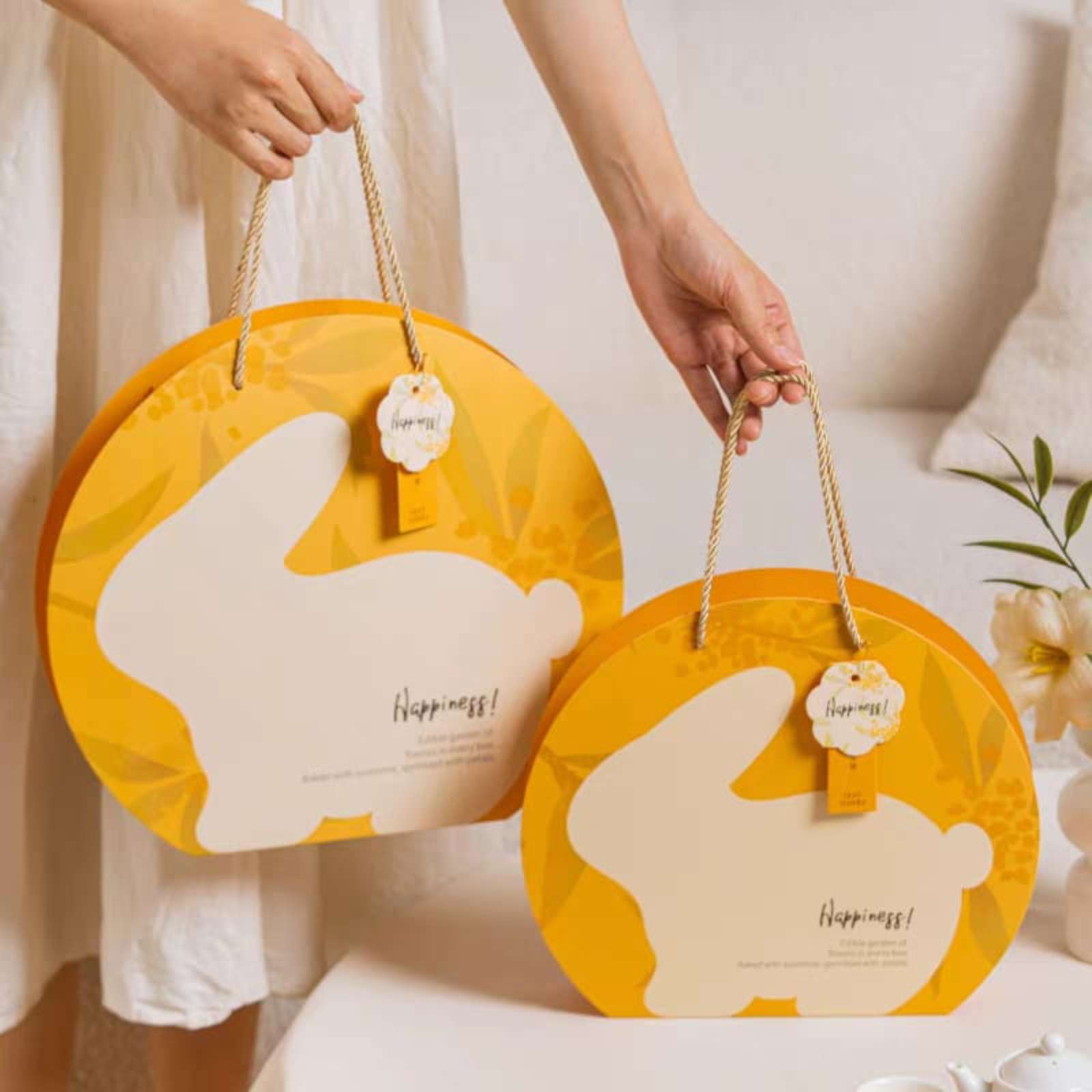 [4pcs] Shanghai Mooncake Yellow Rabbit Gift Set - YuBake
