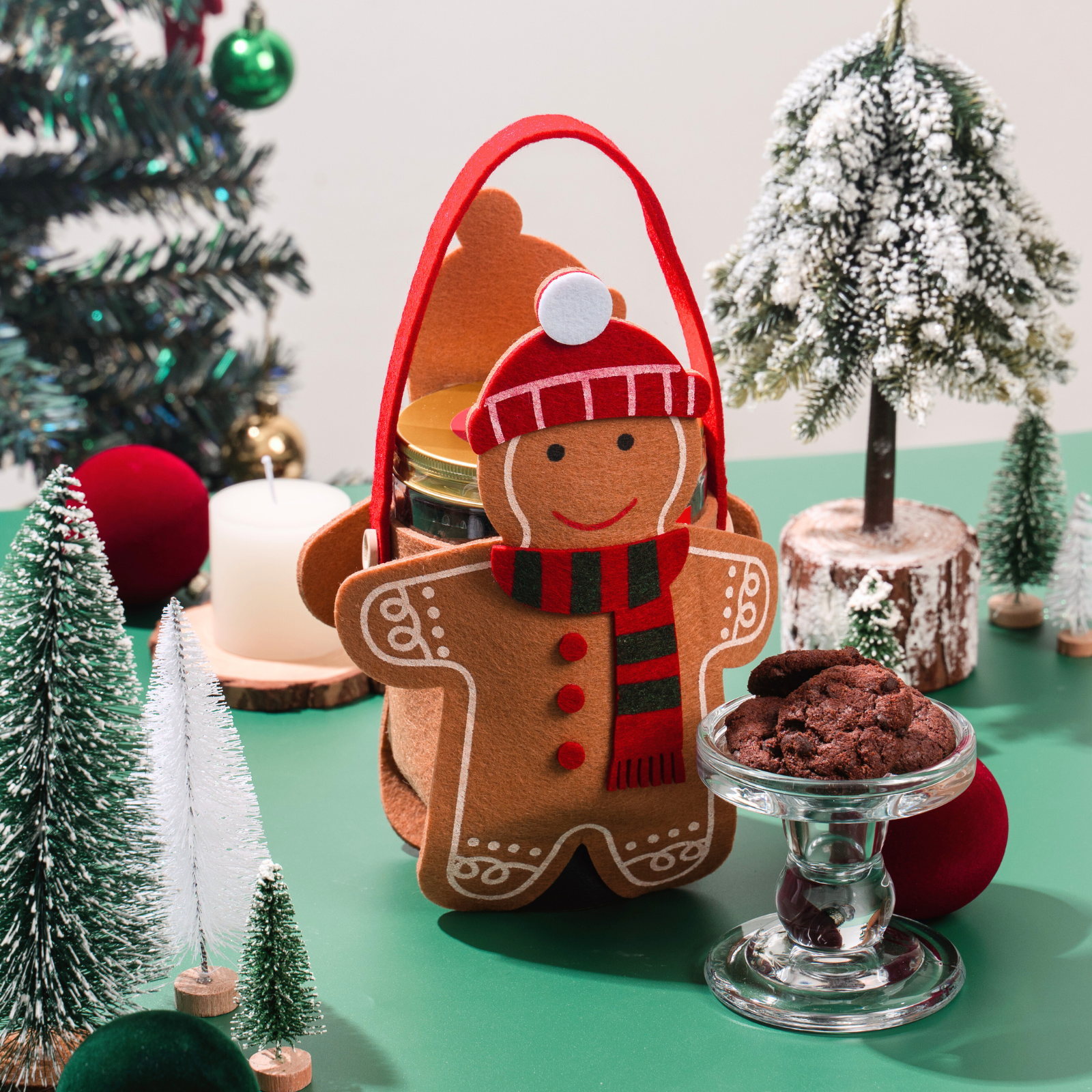 Gingerbread Buddy Christmas Cookies Gift Set - YuBake